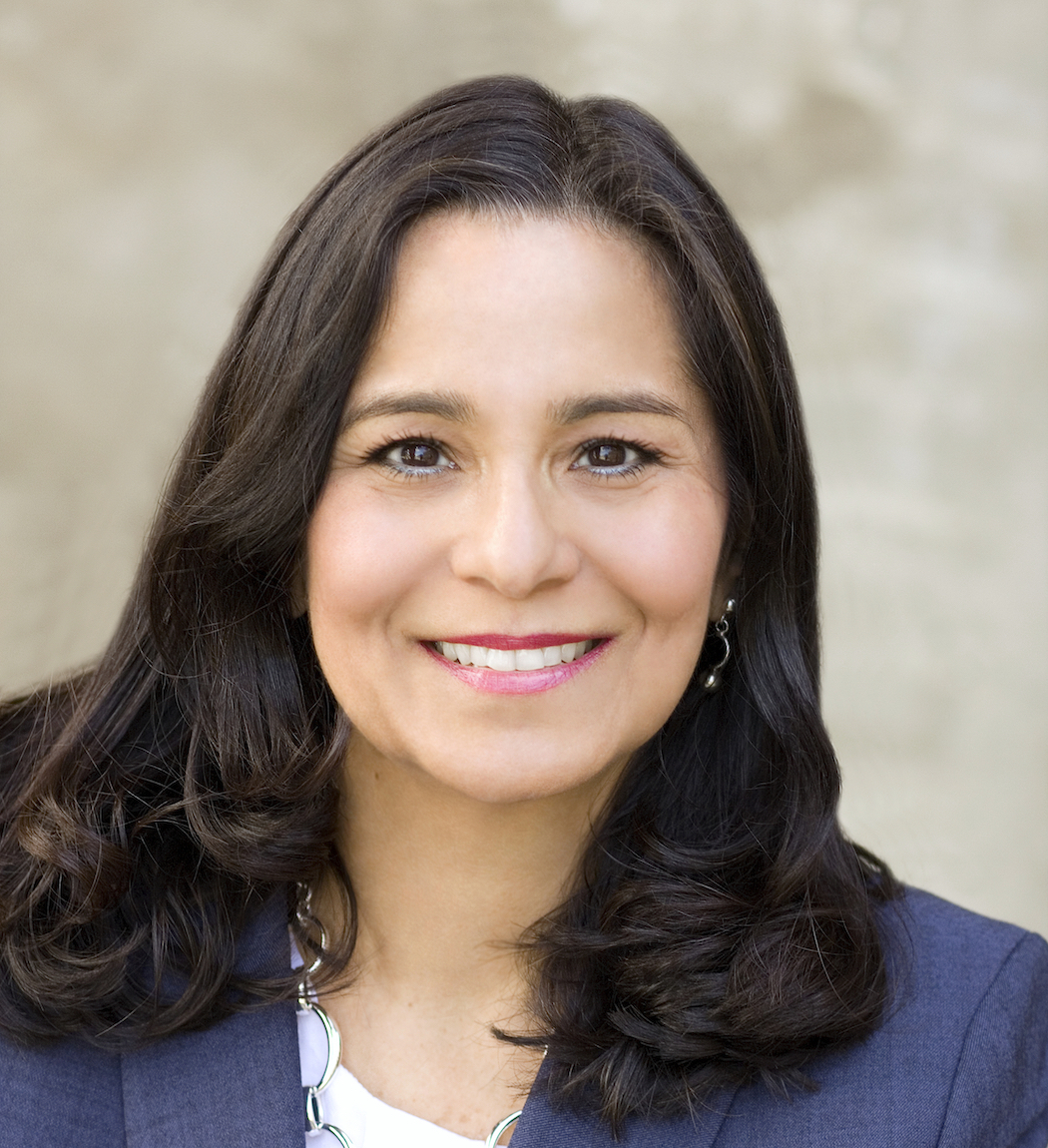 SANDRA HENAO HEADSHOT -1050 x 1050.jpg | Management Department